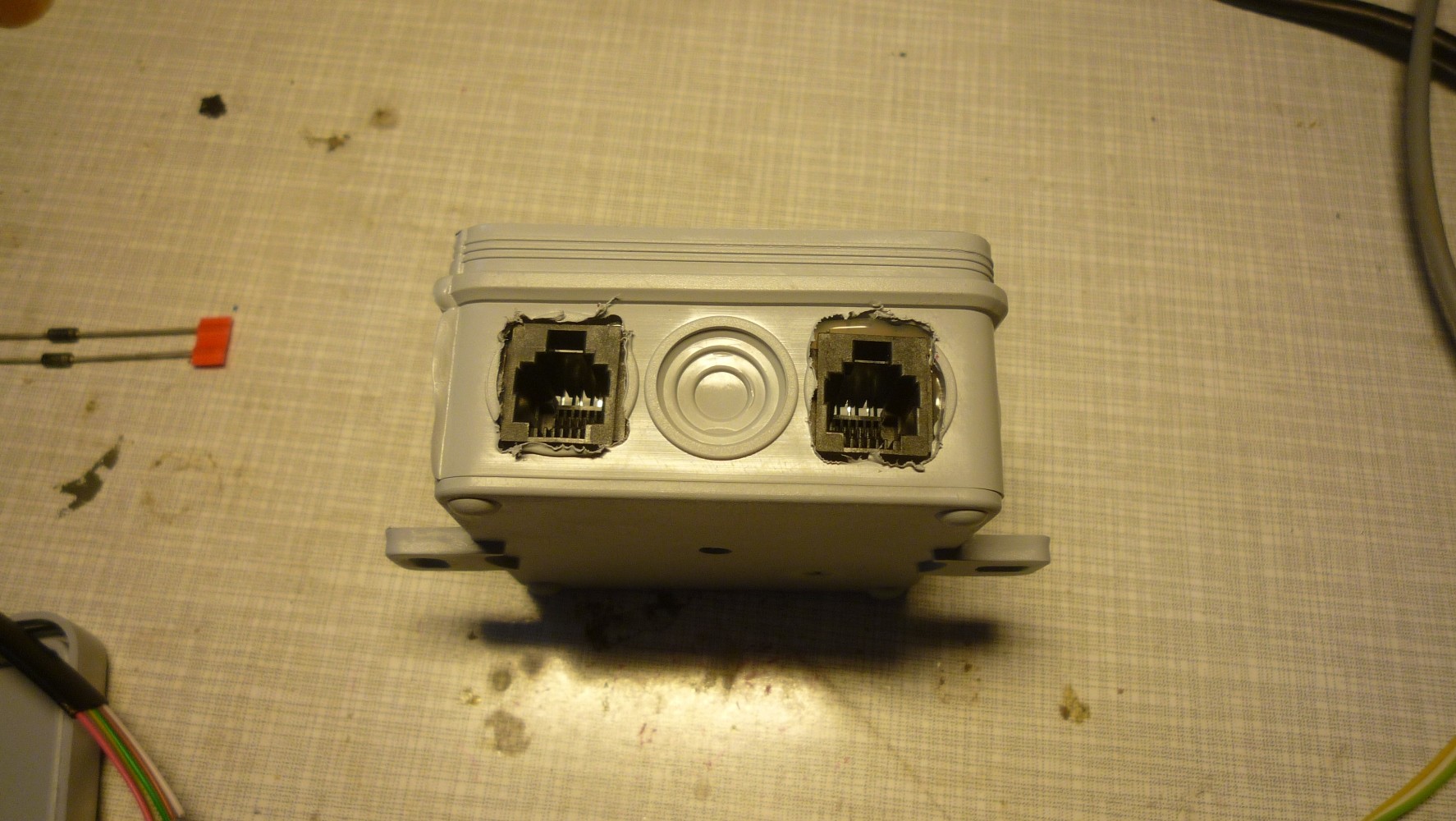 Lokschuppen Dominik - Bastelanleitungen H0: ECoS ins LocoNet einbinden