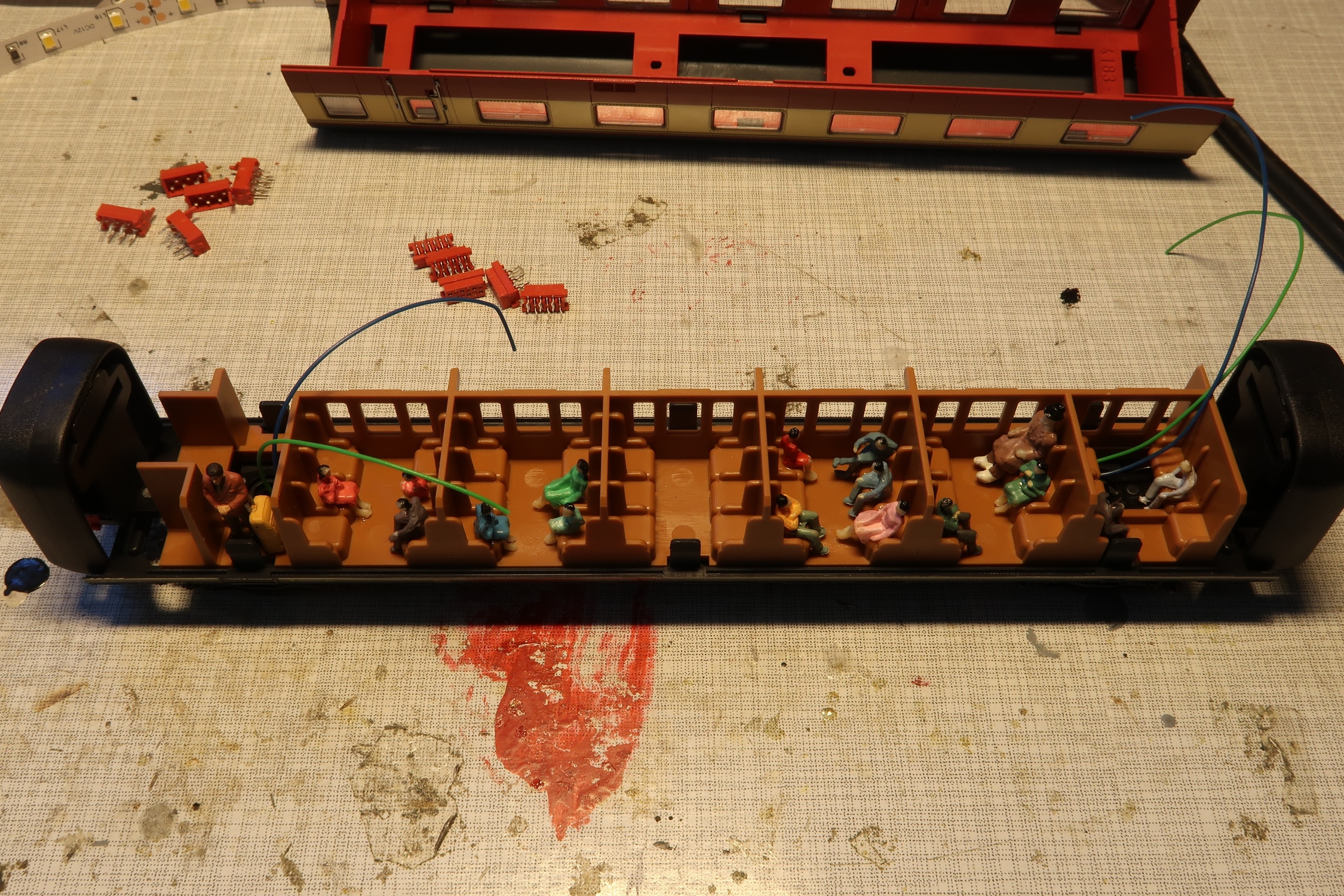 Bei den Triebköpfen muss noch ein wenig nachgearbeitet werden. An der ...