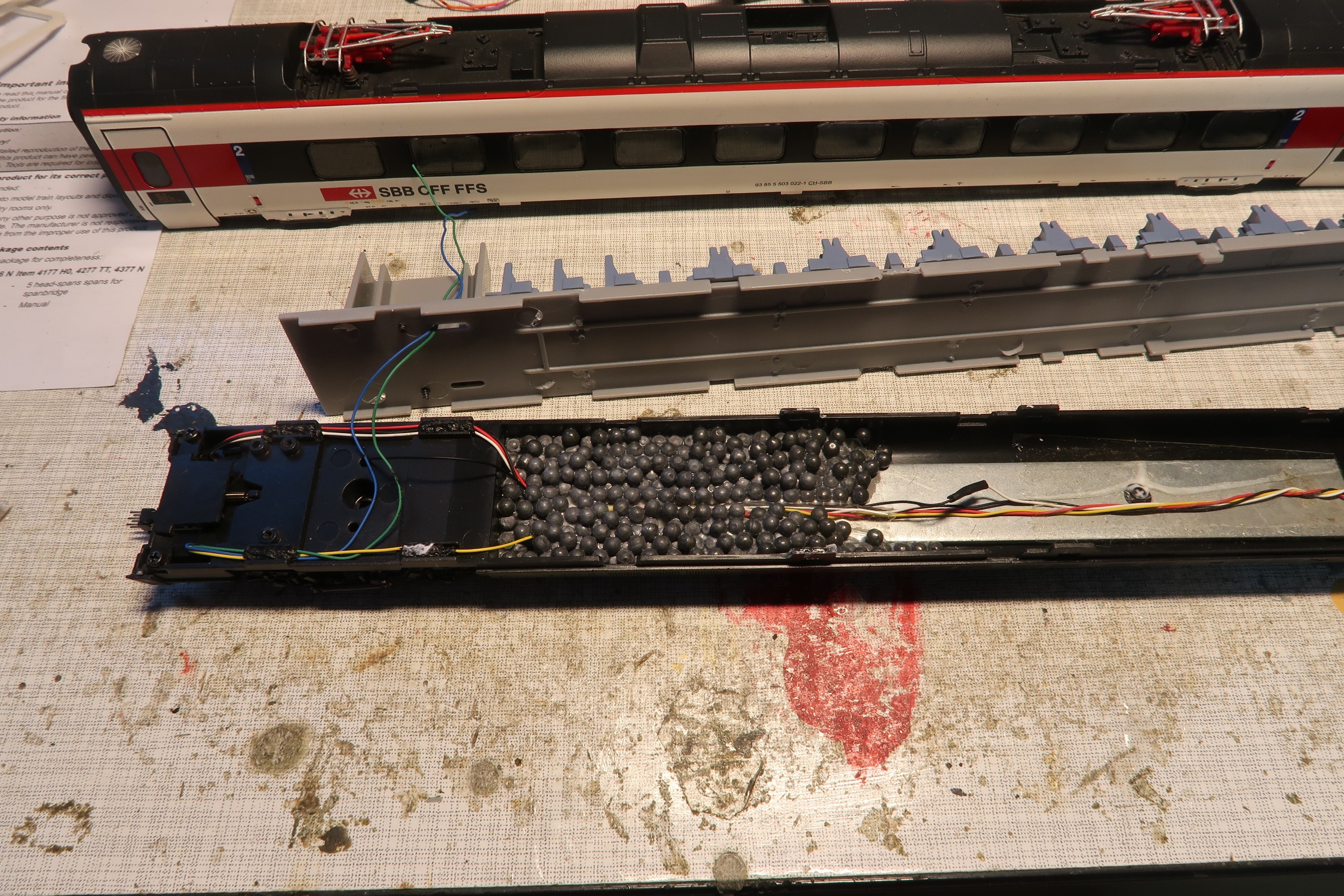 Lokschuppen Dominik - Spur H0: Umbau an Loks und Wagen: SBB RABe 503 ...